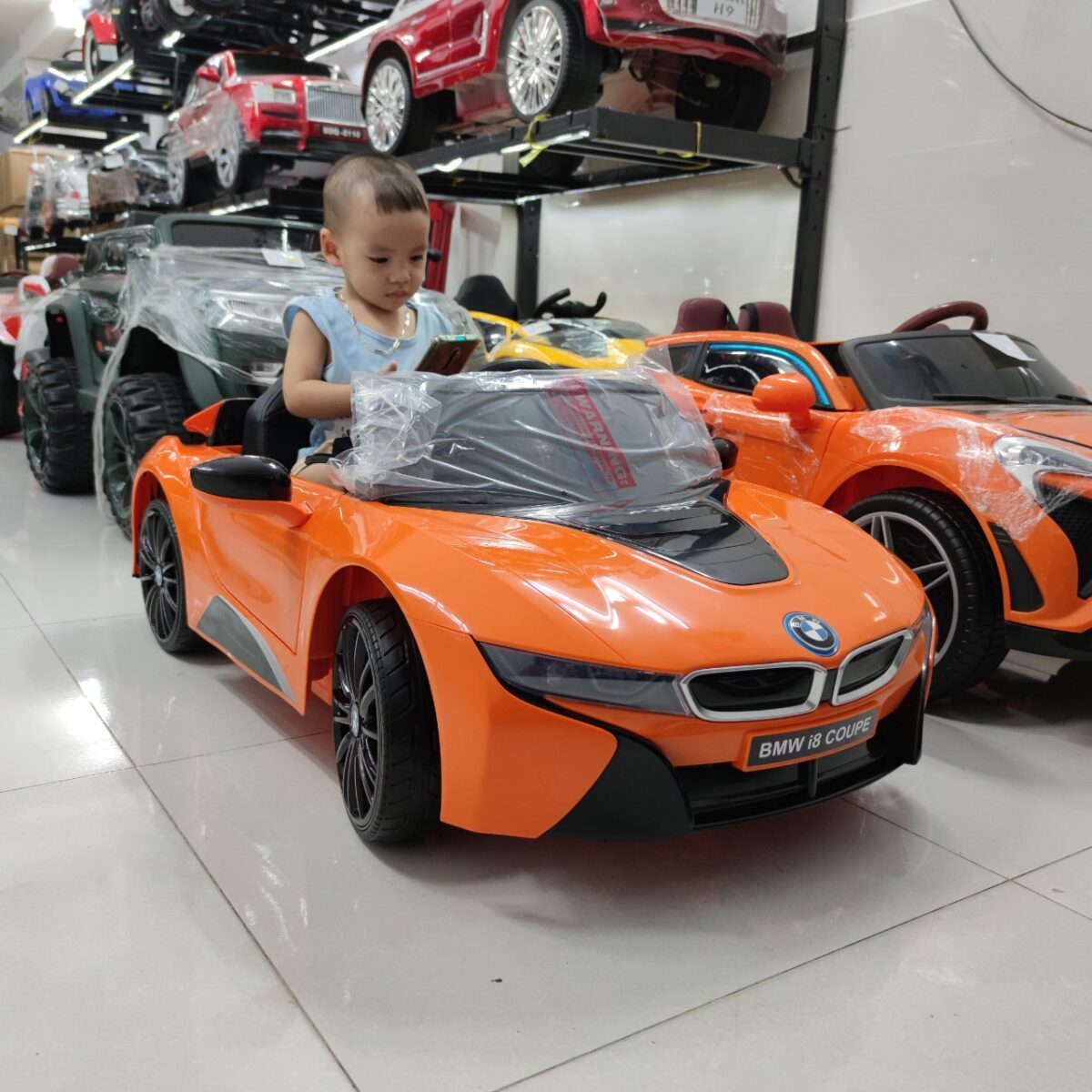 Xe ô tô điện trẻ em BMW i8 JE 1001 bản quyền BMW, 1-4 tuổi