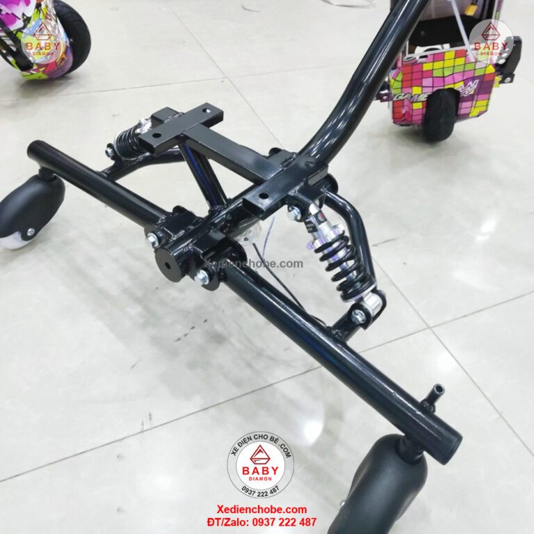 Xe drift cho bé mắt ếch K2, khung tròn, giảm sốc, 5-20 tuổi